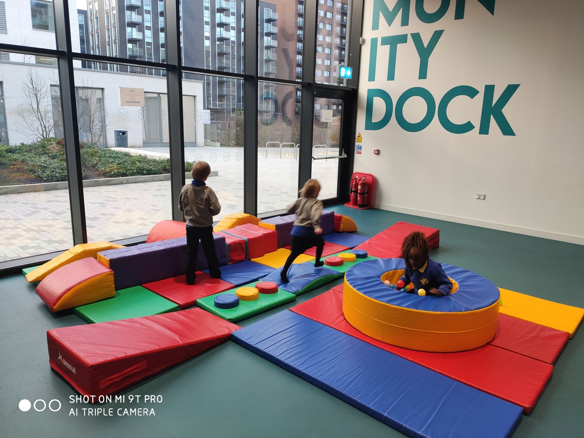 SEND play session – 3 children playing | West Silvertown Foundation